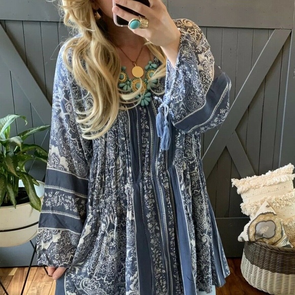 Figleaffashion | Dresses | Nwt Boutique Plus Size Long Sleeve Tassel ...